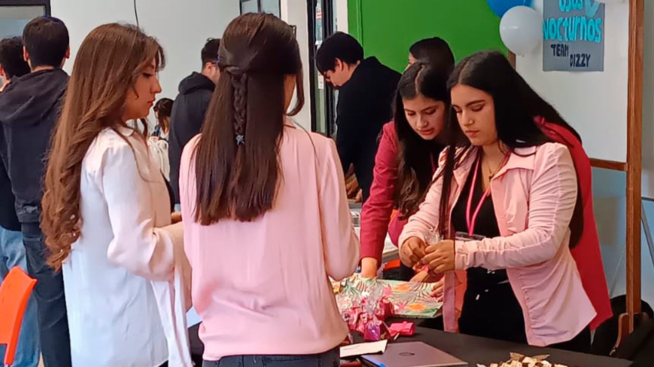 Feria de Gestión de Equipo 2024: Estudiantes de IICG enfrentan desafíos ...